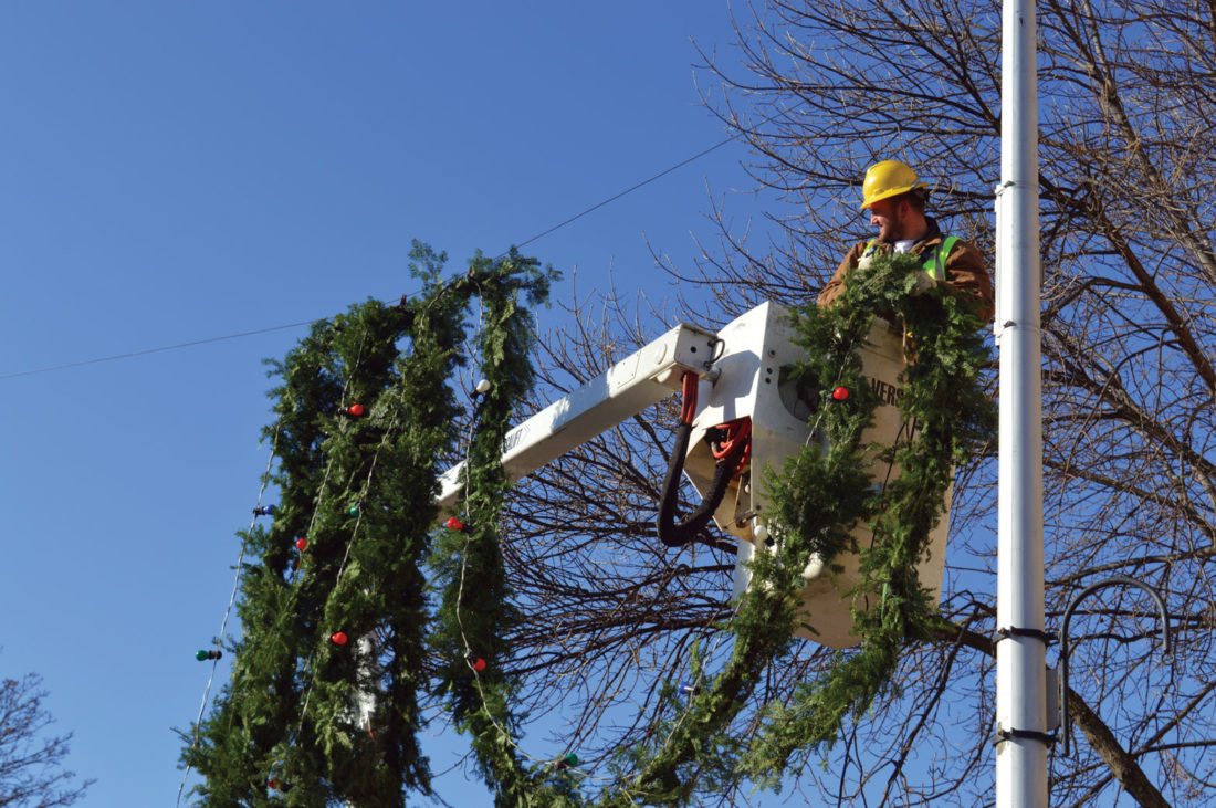 Decking the halls | News, Sports, Jobs - Daily Press